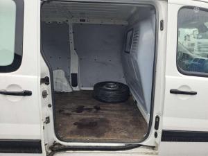 Balts Fiat Scudo 2015 Viļņa, ar dzinēja tilpumu 0.00 L un nobraukumu 320 tūkst. km par 4780 €, foto 14 vietnē AUTOMOTO.COM.LV