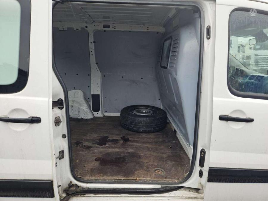 Balts Fiat Scudo 2015 Viļņa, ar dzinēja tilpumu 0.00 L un nobraukumu 320 tūkst. km par 4780 €, foto 14 vietnē AUTOMOTO.COM.LV