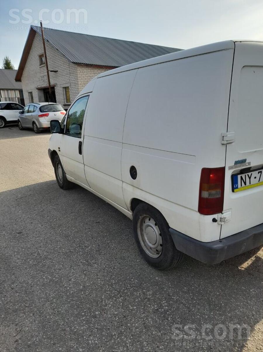 Balts Fiat Scudo 2000 Rīga, ar dzinēja tilpumu 1.90 L un nobraukumu 270 tūkst. km par 2200 €, foto 5 vietnē AUTOMOTO.COM.LV