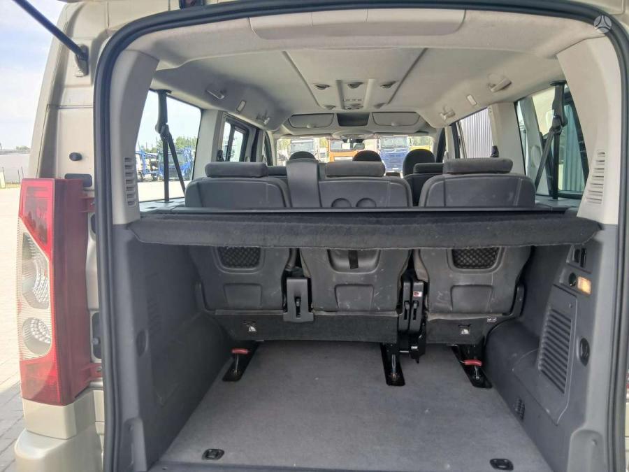 Dzeltens Fiat Scudo 2010 Tauragė, ar dzinēja tilpumu 2.00 L un nobraukumu 235 tūkst. km par 6400 €, foto 13 vietnē AUTOMOTO.COM.LV