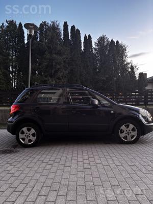 Black Fiat Sedici 2007 in Riga, with an engine capacity of 1.90 L and mileage of 300 thousand km for 2100 €, photo 3 on AUTOMOTO.COM.LV