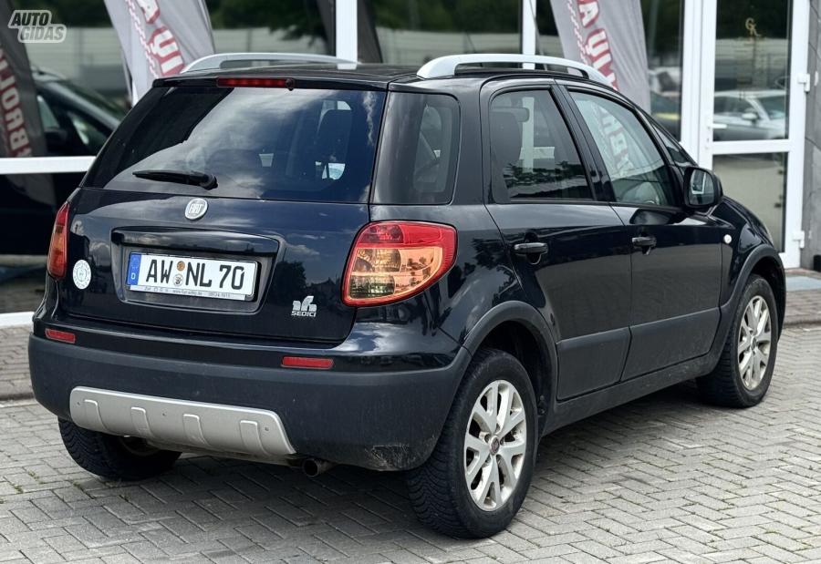 Melns Fiat Sedici 2011 Radviliškis, ar dzinēja tilpumu 2.00 L un nobraukumu 246 tūkst. km par 3550 €, foto 12 vietnē AUTOMOTO.COM.LV