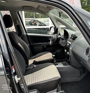 Melns Fiat Sedici 2011 Radviliškis, ar dzinēja tilpumu 2.00 L un nobraukumu 246 tūkst. km par 3550 €, foto 18 vietnē AUTOMOTO.COM.LV