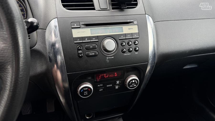 Melns Fiat Sedici 2011 Radviliškis, ar dzinēja tilpumu 2.00 L un nobraukumu 246 tūkst. km par 3550 €, foto 21 vietnē AUTOMOTO.COM.LV