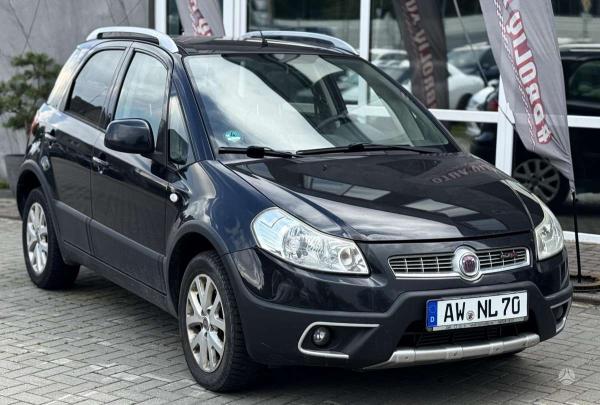 Melns Fiat Sedici 2011 Radviliškis, ar dzinēja tilpumu 2.00 L un nobraukumu 246 tūkst. km par 3550 €, foto 6 vietnē AUTOMOTO.COM.LV