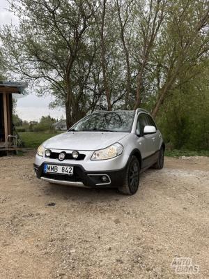 Fiat Sedici 2009 in Vilnius, with an engine capacity of 2.00 L and mileage of 190 thousand km for 1700 €, photo  on AUTOMOTO.COM.LV