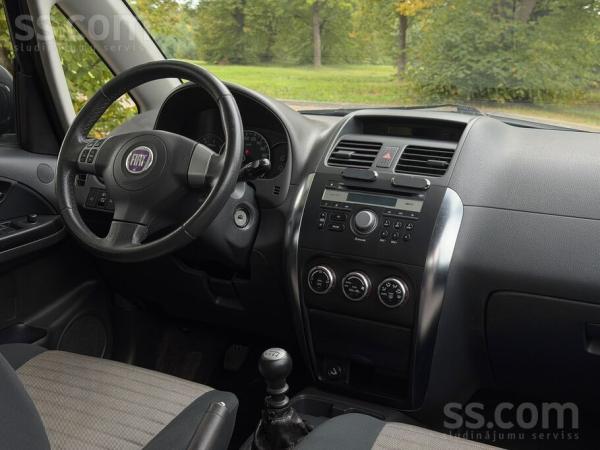 Fiat Sedici 2008 in Riga on AUTOMOTO.COM.LV Grey Fiat Sedici 2008 in Riga, with an engine capacity of 2.00 L and mileage of 264 thousand km for 1990 €, photo 11 on AUTOMOTO.COM.LV