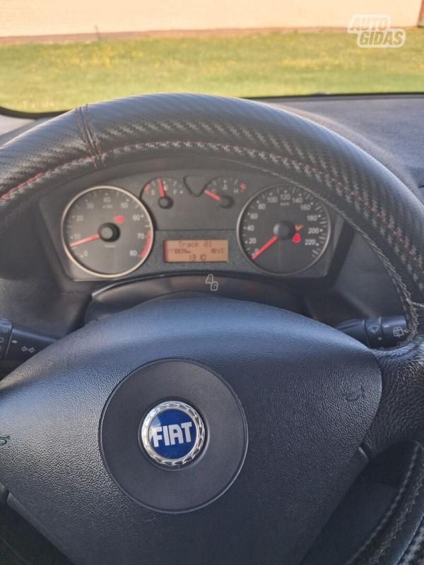 Grey Fiat Stilo 2003 in Radviliskis, with an engine capacity of 1.60 L and mileage of 1770 thousand km for 790 €, photo 10 on AUTOMOTO.COM.LV
