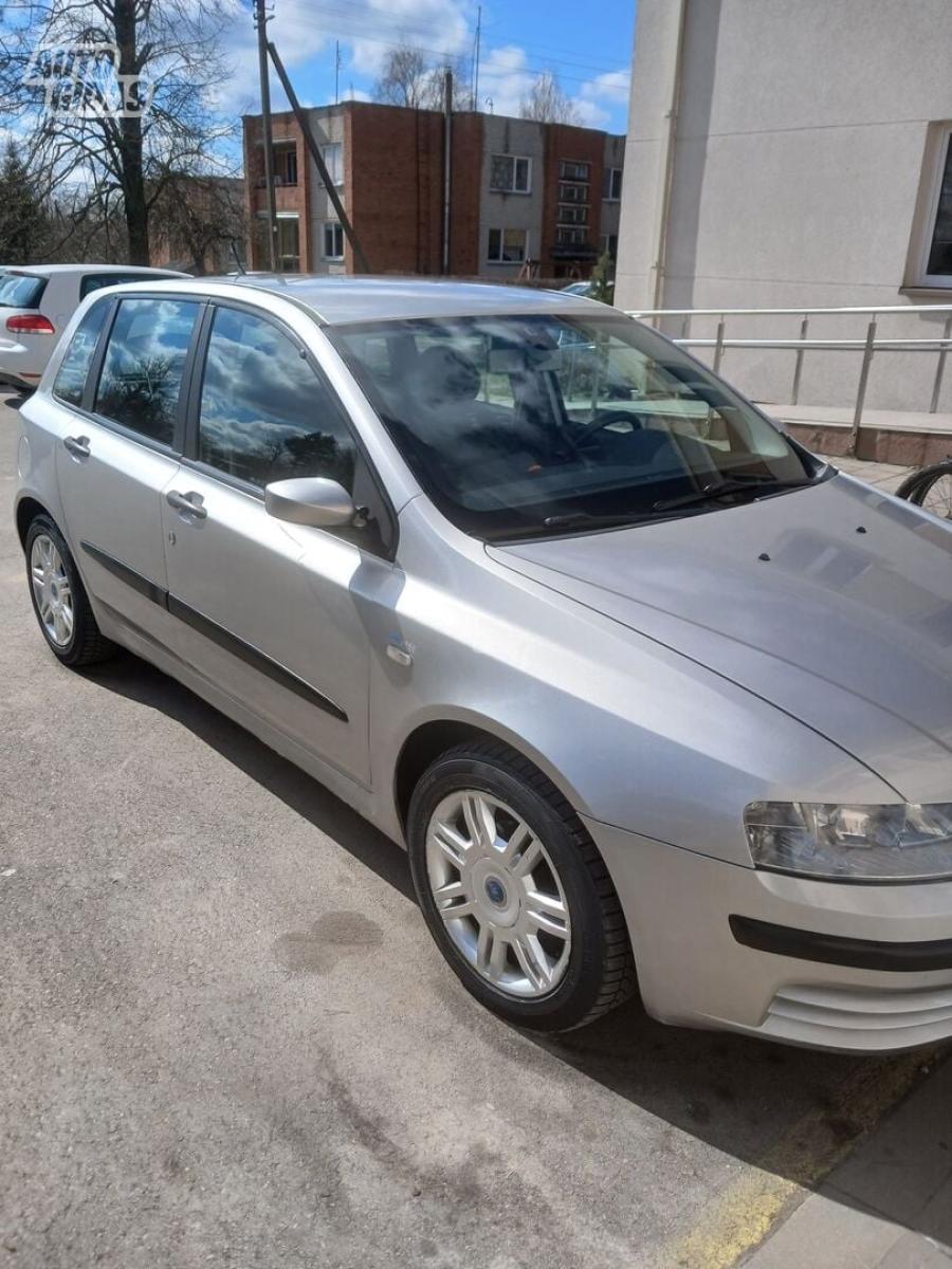 Fiat Stilo 2003 in Radviliskis, with an engine capacity of 1.60 L and mileage of 171 thousand km for 499 €, photo 4 on AUTOMOTO.COM.LV