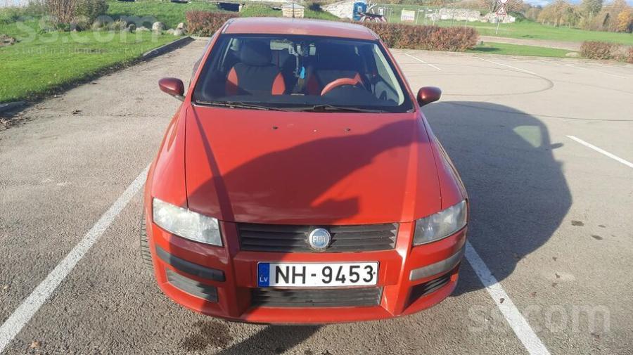 Red Fiat Stilo 2006 in Preili, with an engine capacity of 1.40 L and mileage of 256 thousand km for 850 €, photo 1 on AUTOMOTO.COM.LV