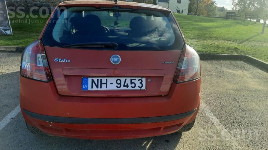 Red Fiat Stilo 2006 in Preili, with an engine capacity of 1.40 L and mileage of 256 thousand km for 850 €, photo 4 on AUTOMOTO.COM.LV