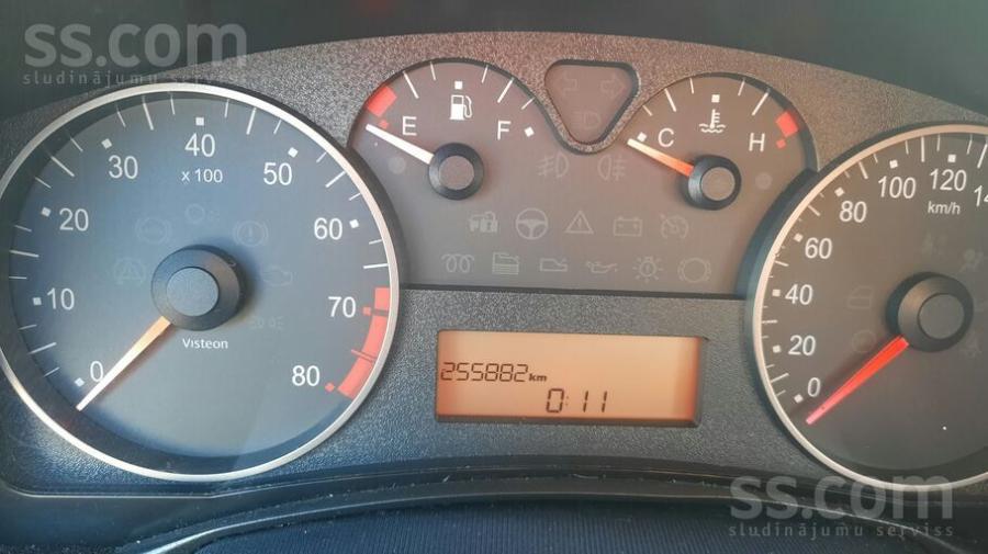 Red Fiat Stilo 2006 in Preili, with an engine capacity of 1.40 L and mileage of 256 thousand km for 850 €, photo 6 on AUTOMOTO.COM.LV