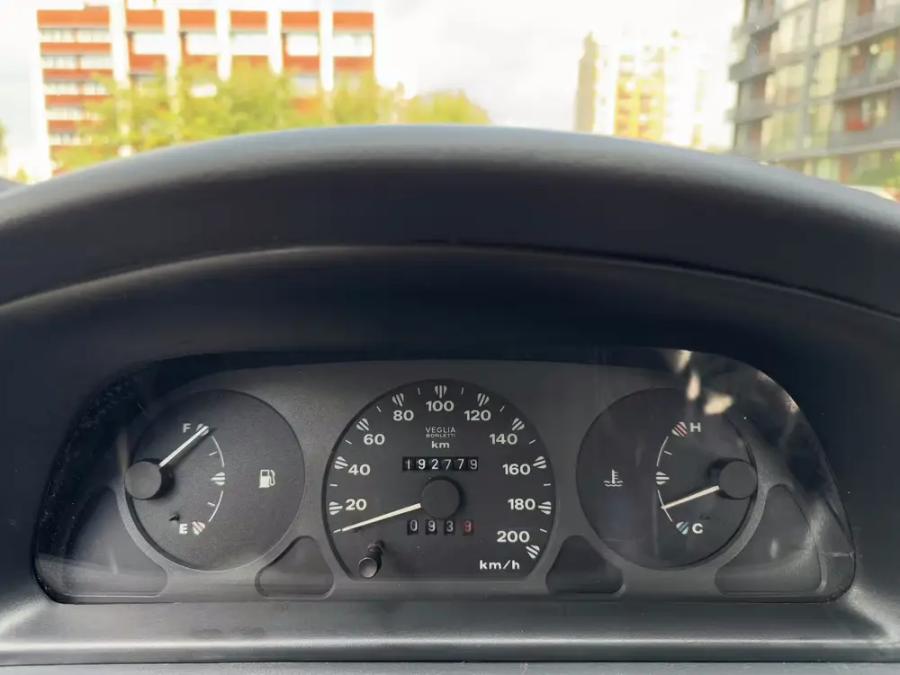 Black Fiat Strada 1999 in Riga, with an engine capacity of 1.70 L and mileage of 193 thousand km for 2800 €, photo 13 on AUTOMOTO.COM.LV