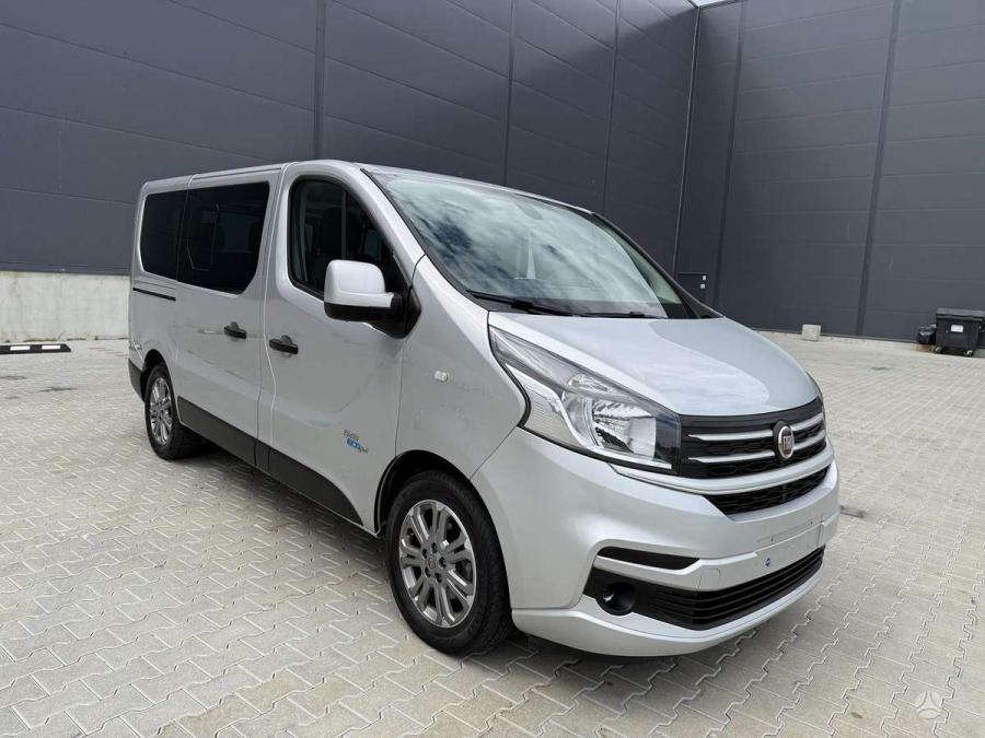 Grey Fiat Talento 2017 in Siauliai, with an engine capacity of 1.60 L and mileage of 250 thousand km for 11200 €, photo 4 on AUTOMOTO.COM.LV