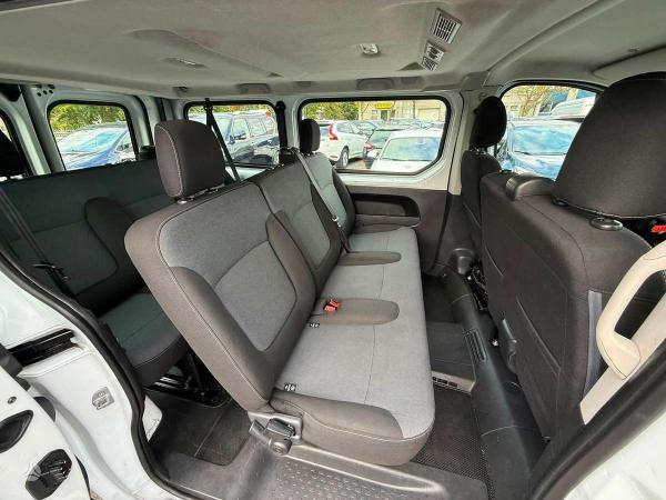 White Fiat Talento 2017 in Siauliai, with an engine capacity of 1.60 L and mileage of 217 thousand km for 11200 €, photo 6 on AUTOMOTO.COM.LV