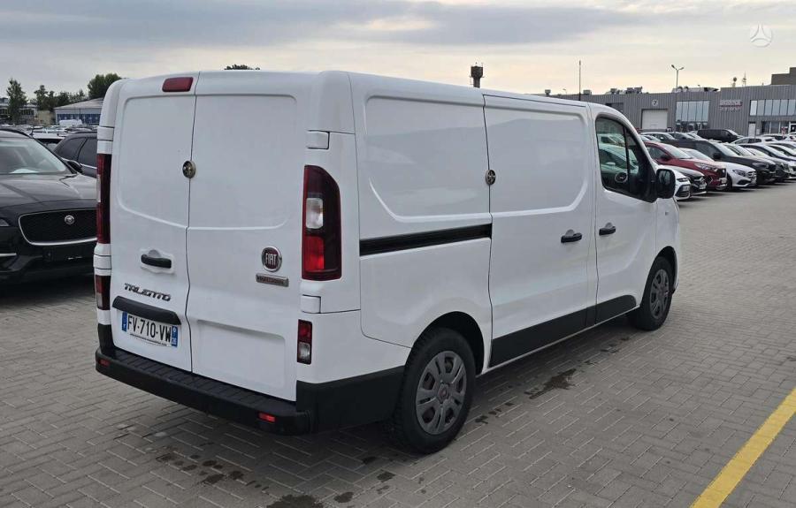 White Fiat Talento 2020 in Taurage, with an engine capacity of 2.00 L and mileage of 245 thousand km for 7300 €, photo 5 on AUTOMOTO.COM.LV