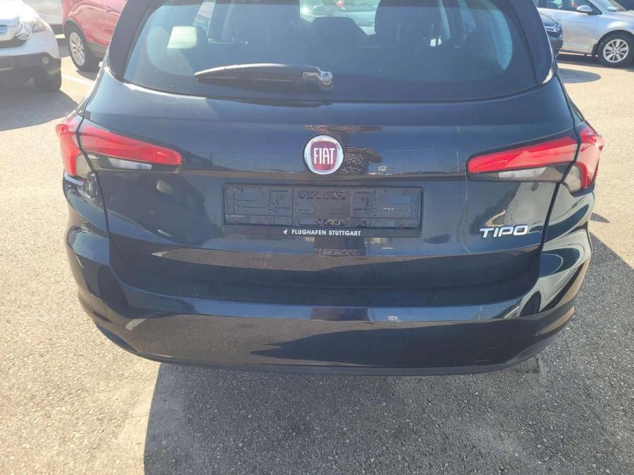 Black Fiat Tipo 2016 in Marijampole, with an engine capacity of 1.37 L and mileage of 225 thousand km for 2999 €, photo 5 on AUTOMOTO.COM.LV