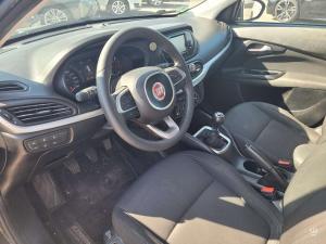 Black Fiat Tipo 2016 in Marijampole, with an engine capacity of 1.37 L and mileage of 225 thousand km for 2999 €, photo 6 on AUTOMOTO.COM.LV