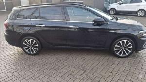 Black Fiat Tipo 2017 in Taurage, with an engine capacity of 1.60 L and mileage of 210 thousand km for 5800 €, photo 3 on AUTOMOTO.COM.LV