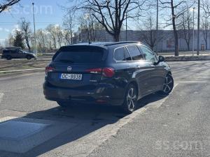 Black Fiat Tipo 2017 in Riga, with an engine capacity of 1.60 L and mileage of 0 thousand km for 4500 €, photo 4 on AUTOMOTO.COM.LV