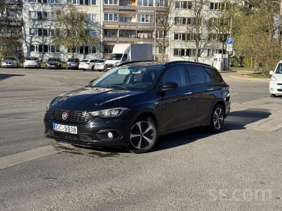 Black Fiat Tipo 2017 in Riga, with an engine capacity of 1.60 L and mileage of 0 thousand km for 4500 €, photo 7 on AUTOMOTO.COM.LV