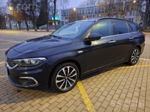Fiat Tipo 2017 in Jelgava on AUTOMOTO.COM.LV Black Fiat Tipo 2017 in Jelgava, with an engine capacity of 1.60 L and mileage of 94 thousand km for 5490 €, photo 1 on AUTOMOTO.COM.LV