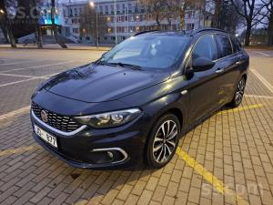 Black Fiat Tipo 2017 in Jelgava, with an engine capacity of 1.60 L and mileage of 94 thousand km for 5490 €, photo 3 on AUTOMOTO.COM.LV