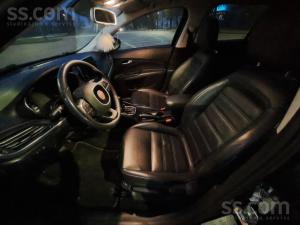 Black Fiat Tipo 2017 in Jelgava, with an engine capacity of 1.60 L and mileage of 94 thousand km for 5490 €, photo 12 on AUTOMOTO.COM.LV