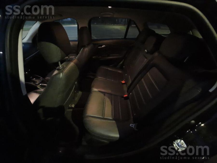 Black Fiat Tipo 2017 in Jelgava, with an engine capacity of 1.60 L and mileage of 94 thousand km for 5490 €, photo 13 on AUTOMOTO.COM.LV