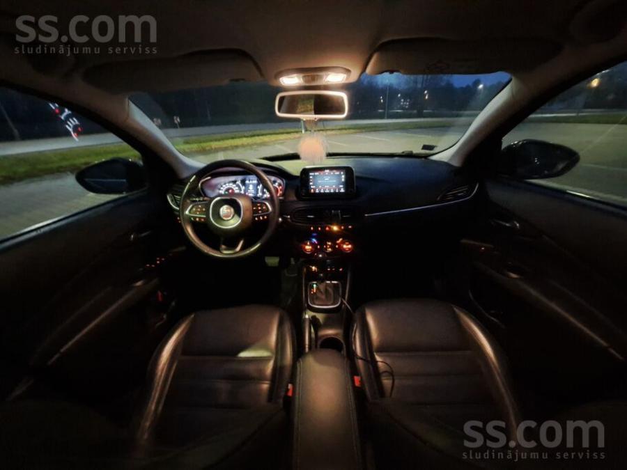 Black Fiat Tipo 2017 in Jelgava, with an engine capacity of 1.60 L and mileage of 94 thousand km for 5490 €, photo 14 on AUTOMOTO.COM.LV