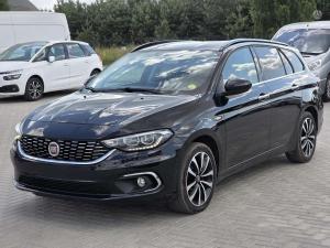 Black Fiat Tipo 2018 in Taurage, with an engine capacity of 1.60 L and mileage of 260 thousand km for 4800 €, photo 4 on AUTOMOTO.COM.LV