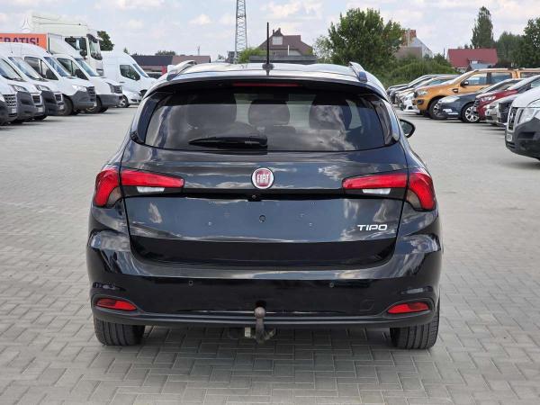 Black Fiat Tipo 2018 in Taurage, with an engine capacity of 1.60 L and mileage of 260 thousand km for 4800 €, photo 5 on AUTOMOTO.COM.LV