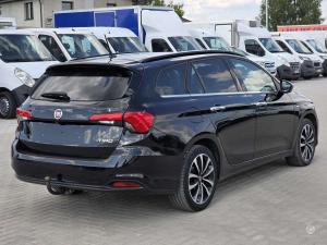 Black Fiat Tipo 2018 in Taurage, with an engine capacity of 1.60 L and mileage of 260 thousand km for 4800 €, photo 7 on AUTOMOTO.COM.LV
