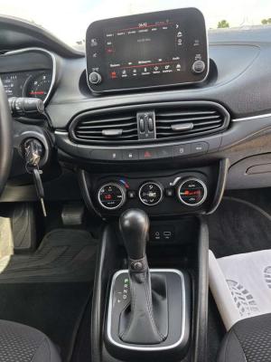 Black Fiat Tipo 2018 in Taurage, with an engine capacity of 1.60 L and mileage of 260 thousand km for 4800 €, photo 15 on AUTOMOTO.COM.LV