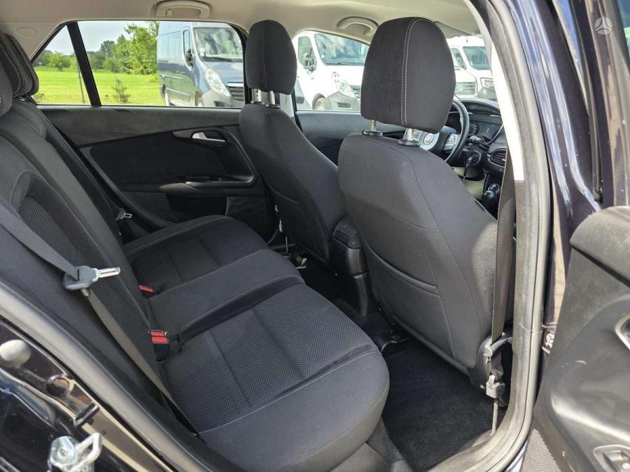 Black Fiat Tipo 2018 in Taurage, with an engine capacity of 1.60 L and mileage of 260 thousand km for 4800 €, photo 19 on AUTOMOTO.COM.LV