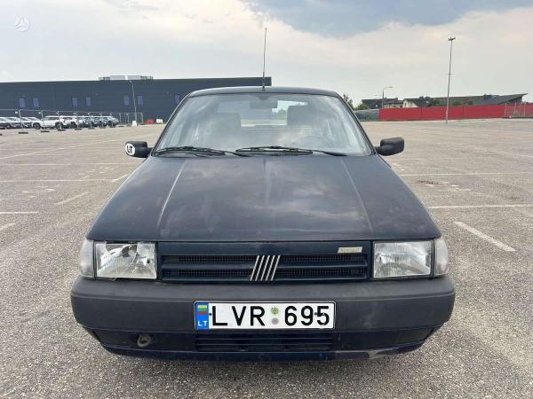 Zils Fiat Tipo 1989 Viļņa, ar dzinēja tilpumu 1.37 L un nobraukumu 137 tūkst. km par 4000 €, foto 3 vietnē AUTOMOTO.COM.LV