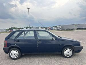 Blue Fiat Tipo 1989 in Vilnius, with an engine capacity of 1.37 L and mileage of 137 thousand km for 4000 €, photo 6 on AUTOMOTO.COM.LV