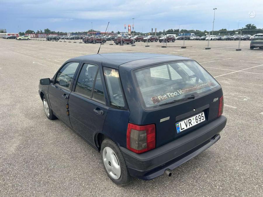 Blue Fiat Tipo 1989 in Vilnius, with an engine capacity of 1.37 L and mileage of 137 thousand km for 4000 €, photo 10 on AUTOMOTO.COM.LV