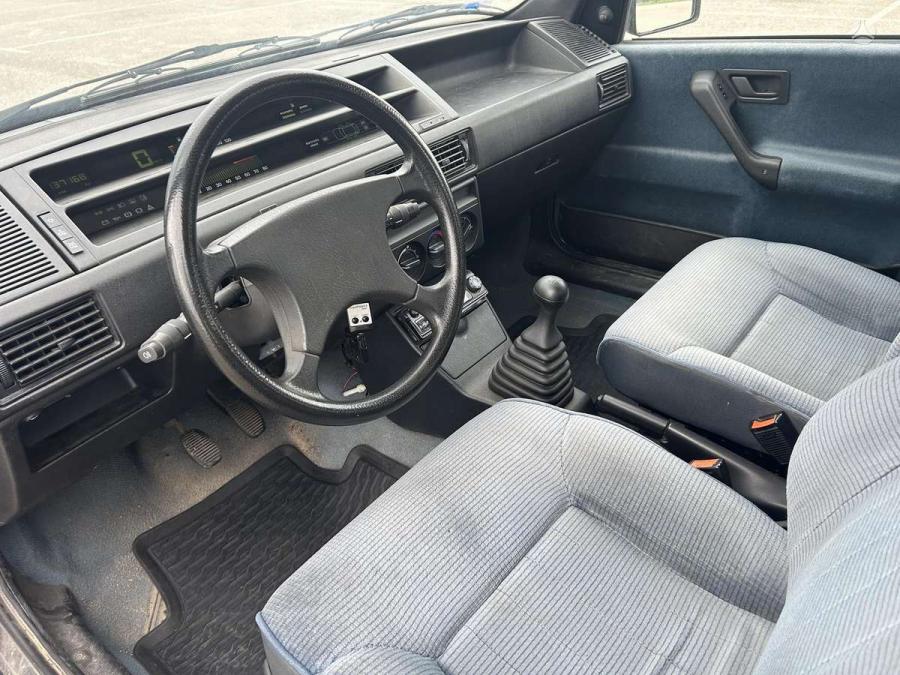 Blue Fiat Tipo 1989 in Vilnius, with an engine capacity of 1.37 L and mileage of 137 thousand km for 4000 €, photo 12 on AUTOMOTO.COM.LV