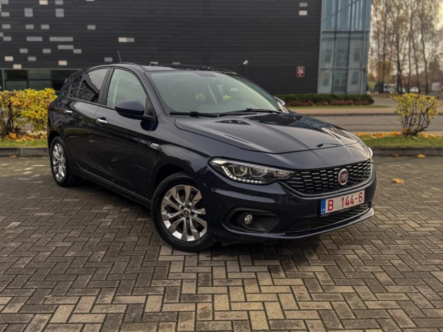 Blue Fiat Tipo 2018 in Riga, with an engine capacity of 1.40 L and mileage of 98 thousand km for 8300 €, photo 1 on AUTOMOTO.COM.LV