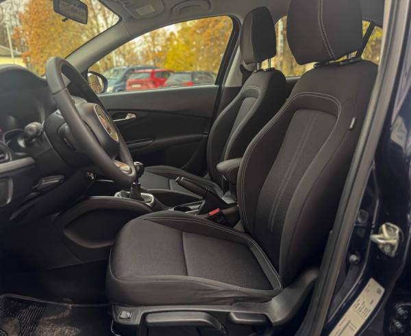 Blue Fiat Tipo 2018 in Riga, with an engine capacity of 1.40 L and mileage of 98 thousand km for 8300 €, photo 3 on AUTOMOTO.COM.LV