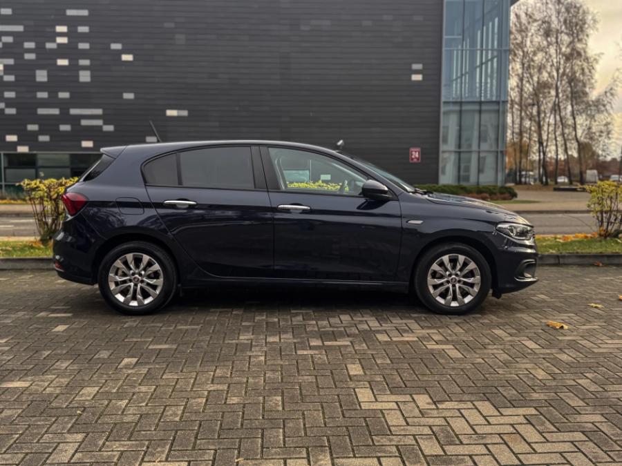 Blue Fiat Tipo 2018 in Riga, with an engine capacity of 1.40 L and mileage of 98 thousand km for 8300 €, photo 11 on AUTOMOTO.COM.LV