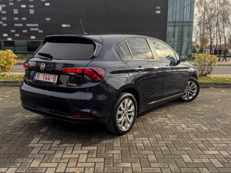 Blue Fiat Tipo 2018 in Riga, with an engine capacity of 1.40 L and mileage of 98 thousand km for 8300 €, photo 16 on AUTOMOTO.COM.LV