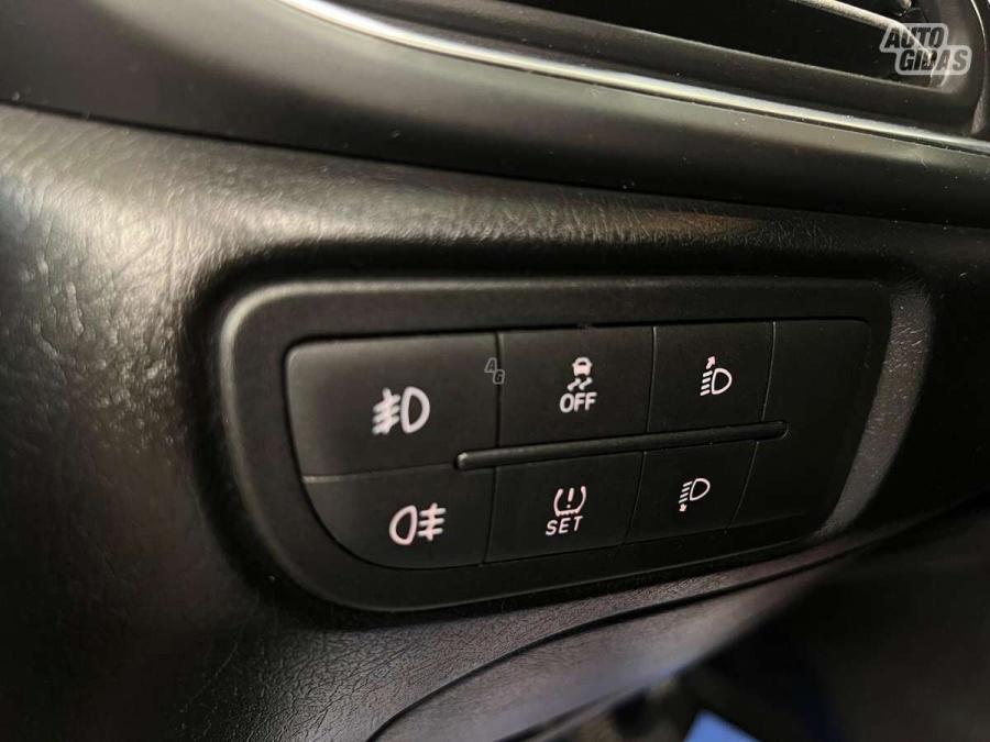 Zils Fiat Tipo 2017 Aukštieji Rusokai, ar dzinēja tilpumu 1.40 L un nobraukumu 240 tūkst. km par 4700 €, foto 16 vietnē AUTOMOTO.COM.LV