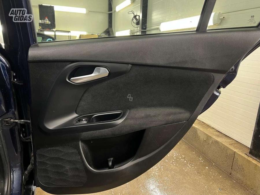 Zils Fiat Tipo 2017 Aukštieji Rusokai, ar dzinēja tilpumu 1.40 L un nobraukumu 240 tūkst. km par 4700 €, foto 26 vietnē AUTOMOTO.COM.LV