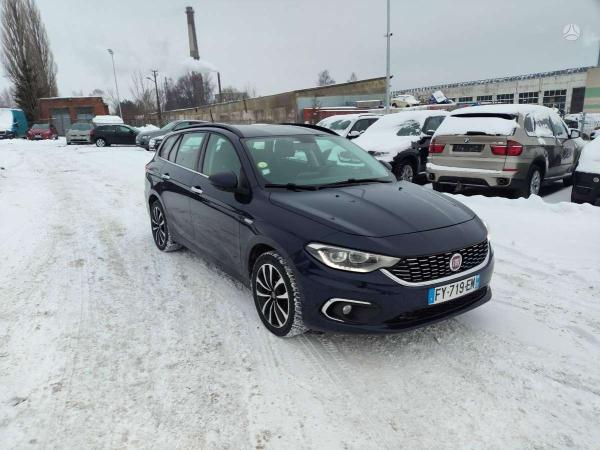 Blue Fiat Tipo 2019 in Taurage, with an engine capacity of 1.60 L and mileage of 173 thousand km for 6500 €, photo 2 on AUTOMOTO.COM.LV