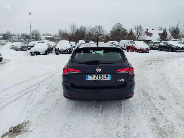 Blue Fiat Tipo 2019 in Taurage, with an engine capacity of 1.60 L and mileage of 173 thousand km for 6500 €, photo 5 on AUTOMOTO.COM.LV