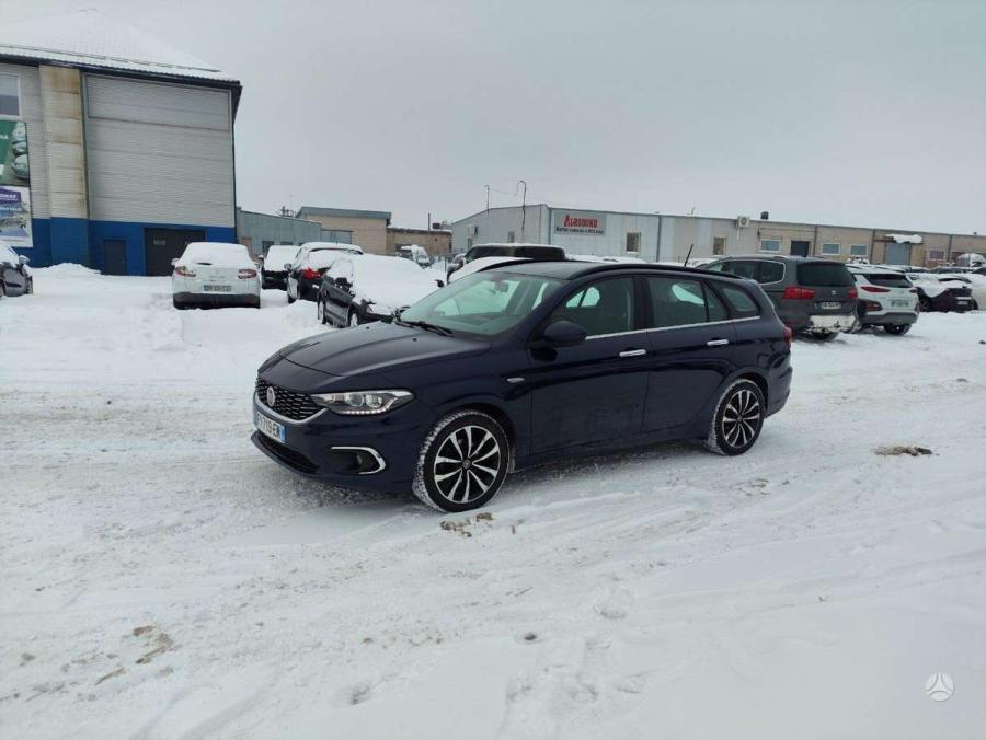 Blue Fiat Tipo 2019 in Taurage, with an engine capacity of 1.60 L and mileage of 173 thousand km for 6500 €, photo 6 on AUTOMOTO.COM.LV