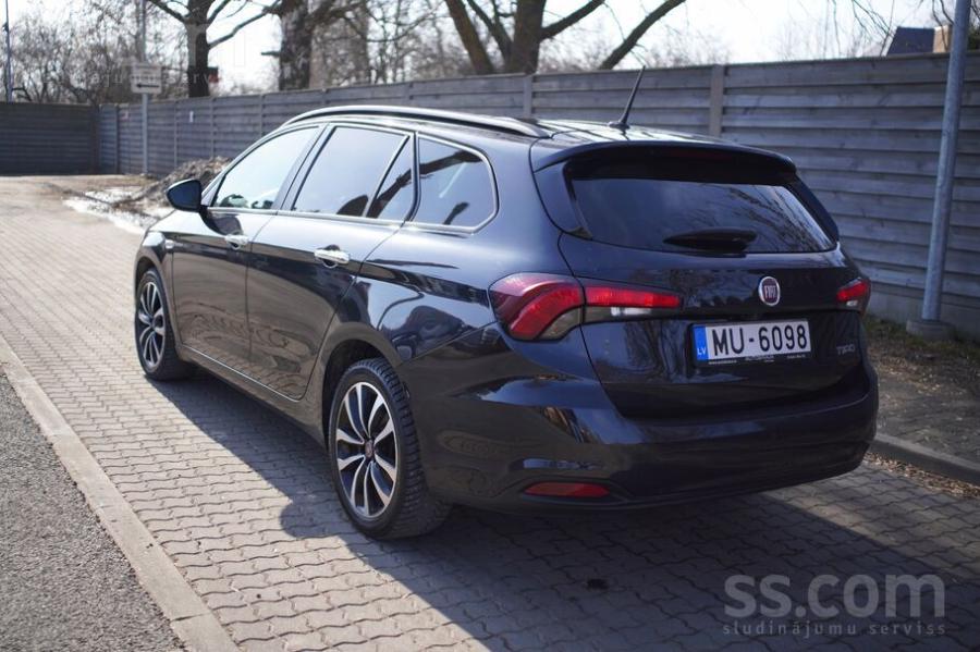 Blue Fiat Tipo 2021 in Riga, with an engine capacity of 1.40 L and mileage of 78 thousand km for 8400 €, photo 4 on AUTOMOTO.COM.LV