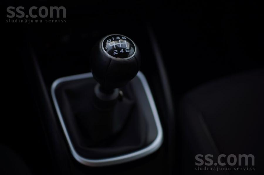 Blue Fiat Tipo 2021 in Riga, with an engine capacity of 1.40 L and mileage of 78 thousand km for 8400 €, photo 19 on AUTOMOTO.COM.LV